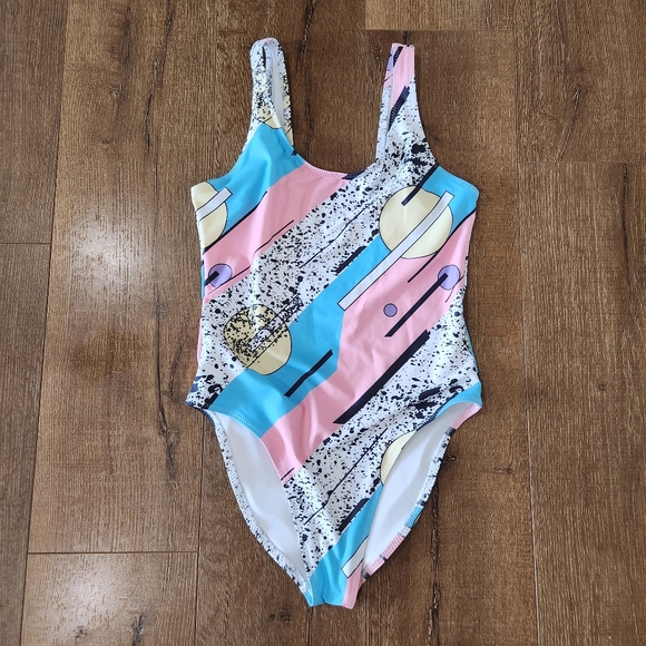 Shinesty | Swim | Shinesty Womens 8s Graphic One Piece Swimsuit Size ...